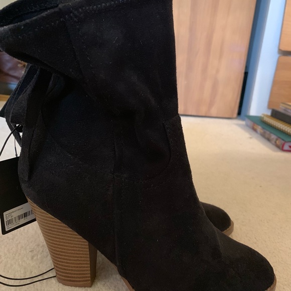 Forever 21 | Shoes | Black Forever 2 Boots Size 85 Bow Tie Back | Poshmark
